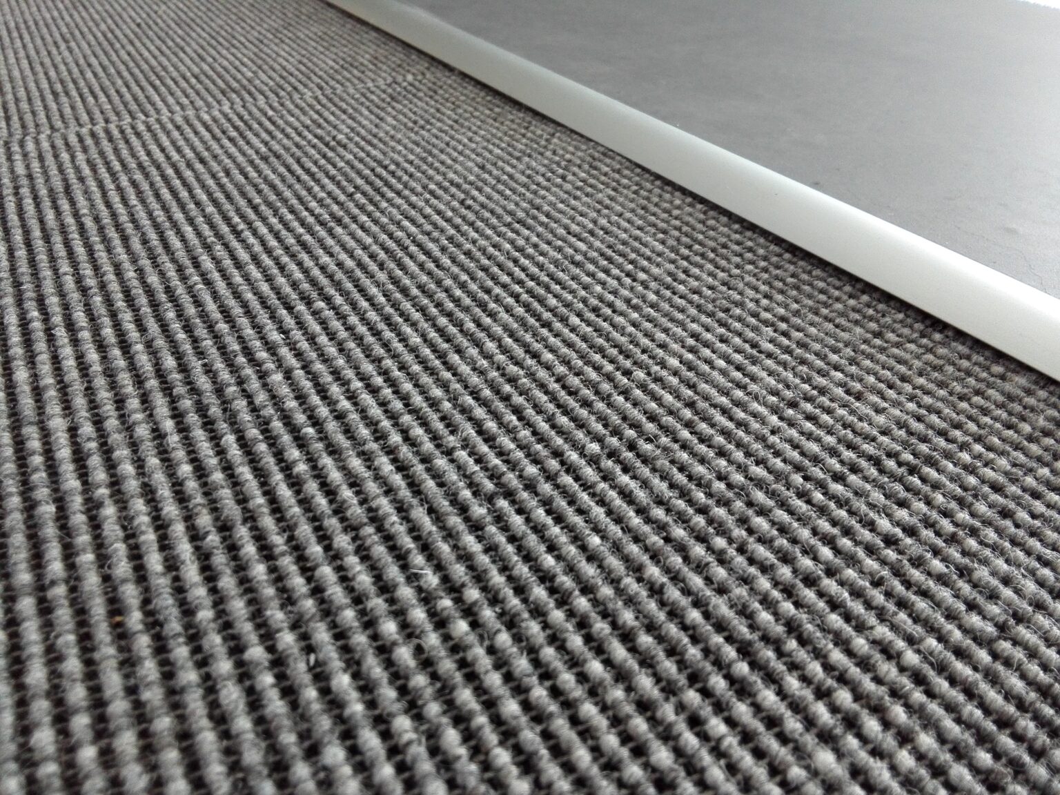 danfloor - Wool Rib - Commercial wool carpet for busy interiors